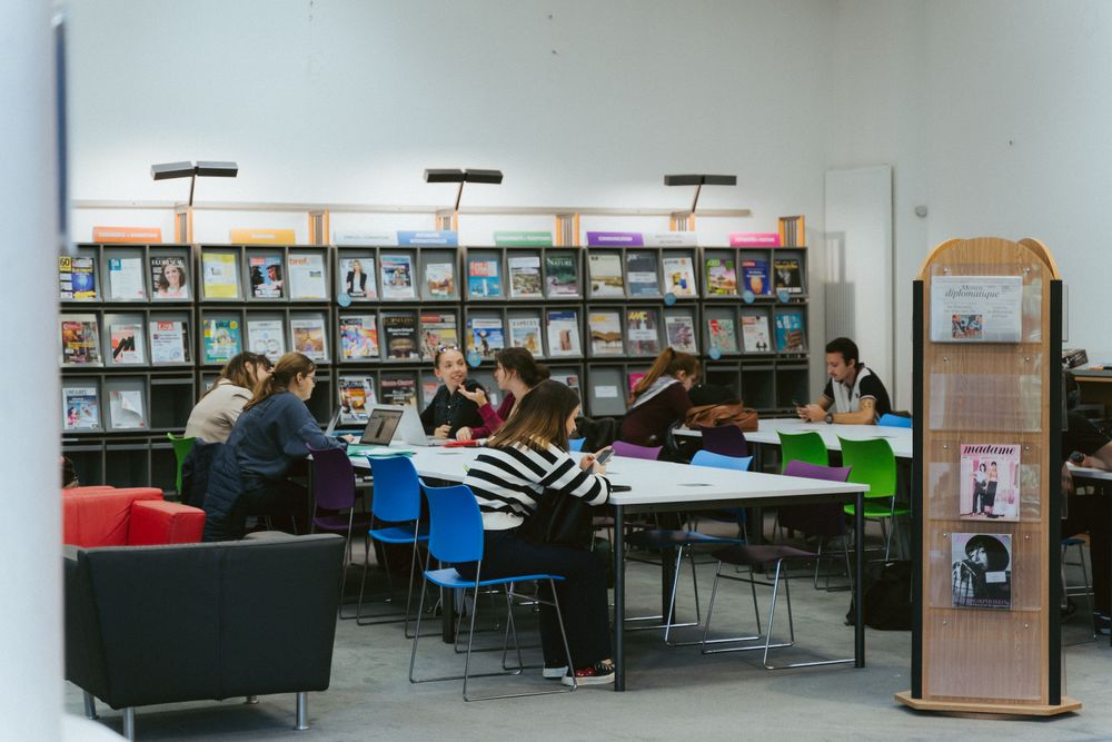 Découvrez le Campus Compétences et Développement de Lyon | IDRAC ...