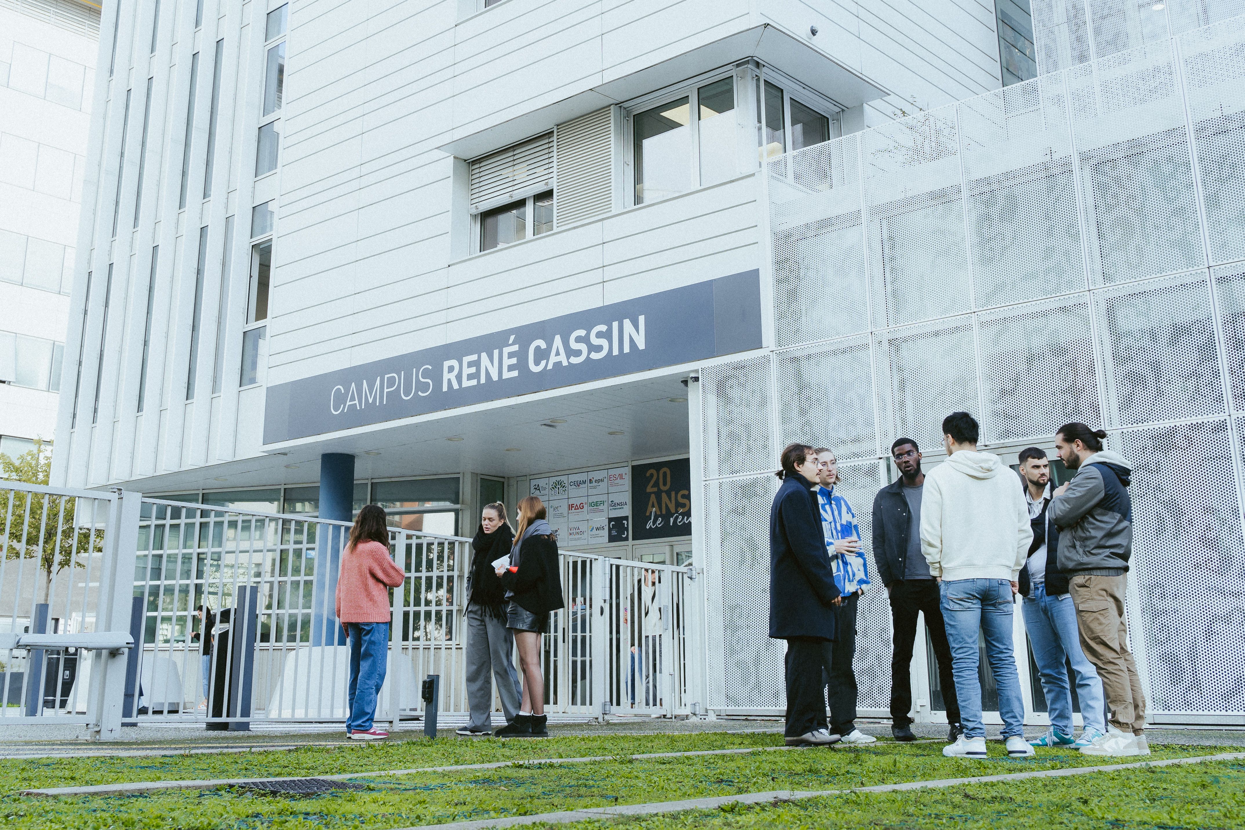 Découvrez le Campus Compétences et Développement de Lyon | IDRAC ...