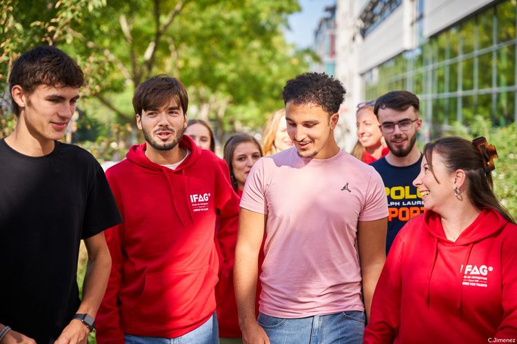 Une école. Un réseau. Un écosystème.